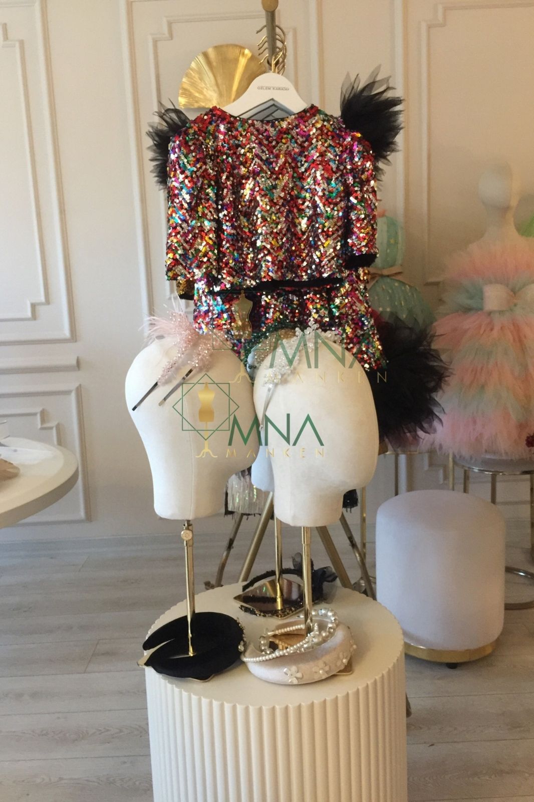 MNA Manken. Head Mannequin